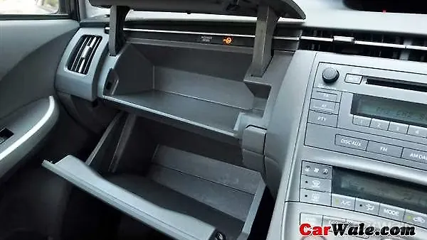 Discontinued Toyota Prius [2009-2016] Images - CarWale