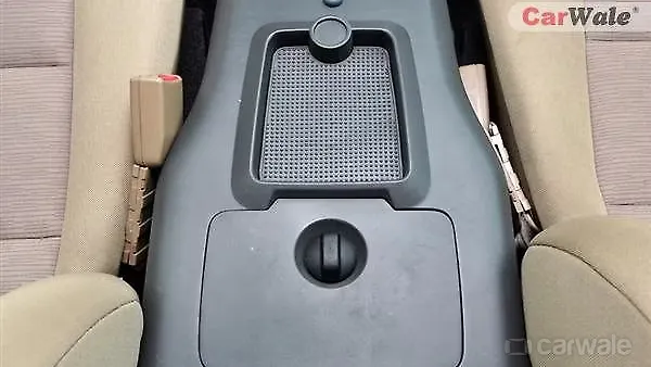 Venture Interior Image, Venture Photos in India - CarWale