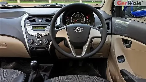 Eon Engine Bay Image, Eon Photos in India - CarWale