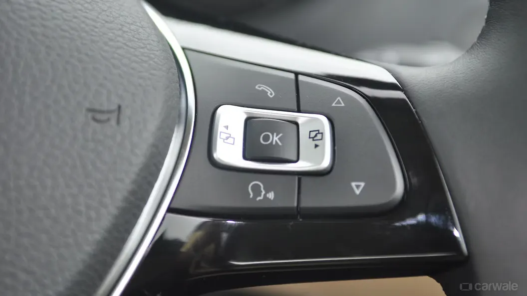 Polo [2014-2015] Interior Image, Polo [2014-2015] Photos in India - CarWale