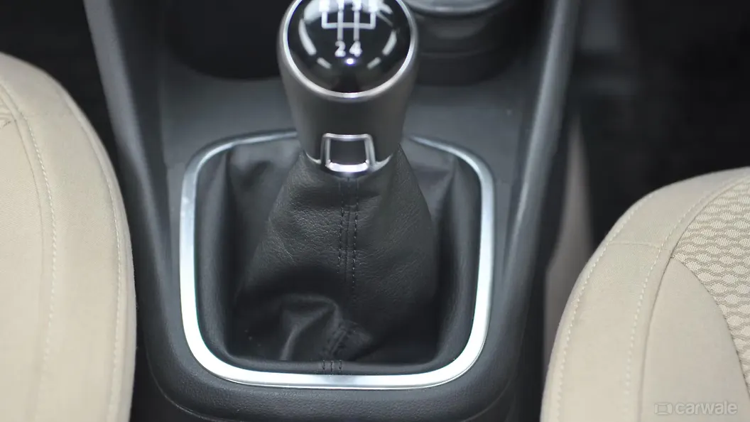 Polo [2014-2015] Interior Image, Polo [2014-2015] Photos in India - CarWale