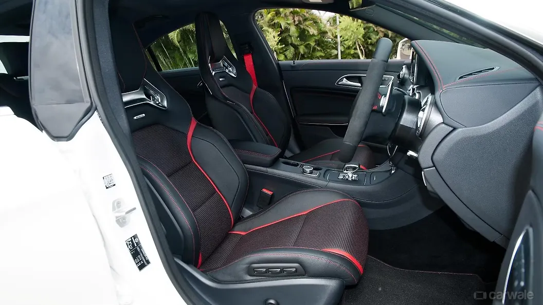 CLA [2015-2016] Interior Image, CLA [2015-2016] Photos in India - CarWale