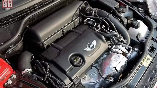 Cooper S [2014-2015] Engine Bay Image, Cooper S [2014-2015] Photos in ...