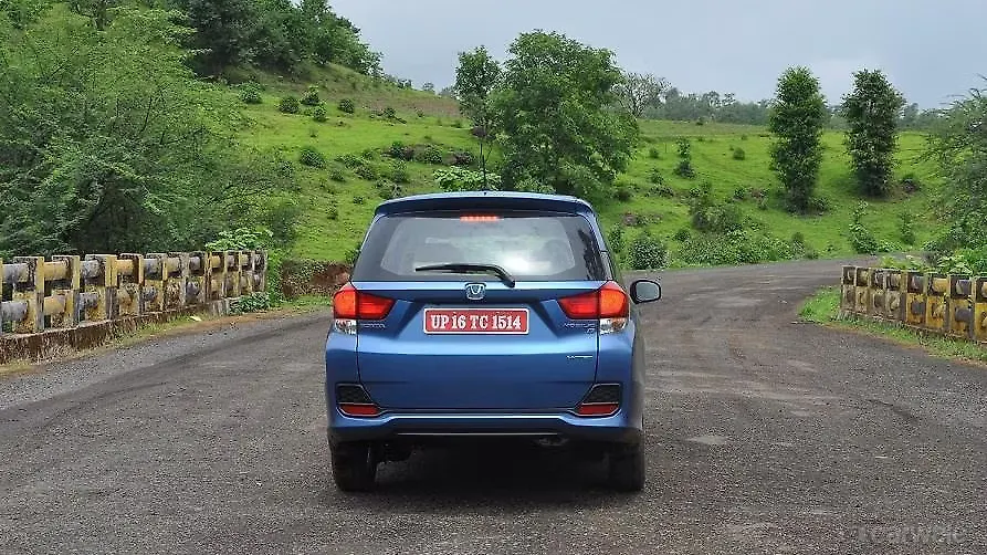 Mobilio Rear View Image, Mobilio Photos in India - CarWale