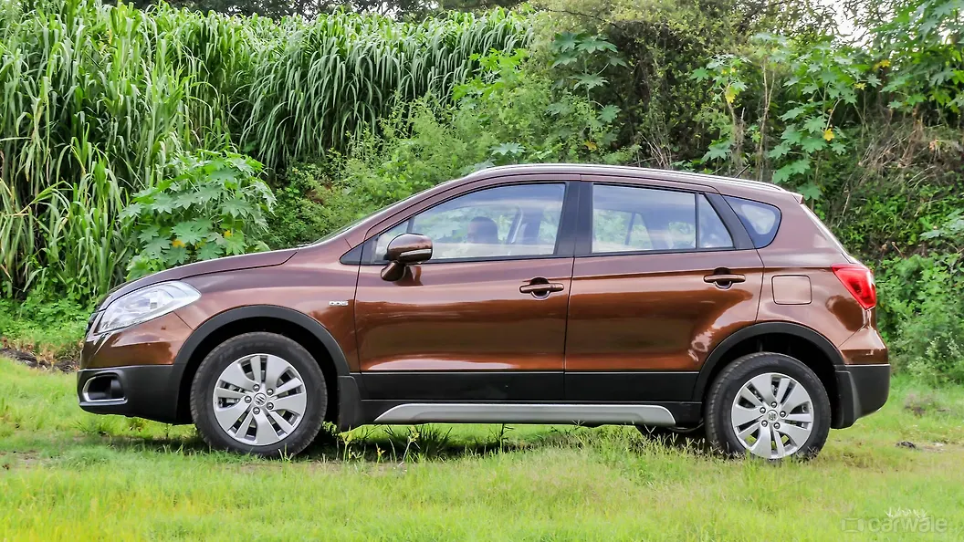 S-Cross [2014-2017] Rear View Image, S-Cross [2014-2017] Photos in ...