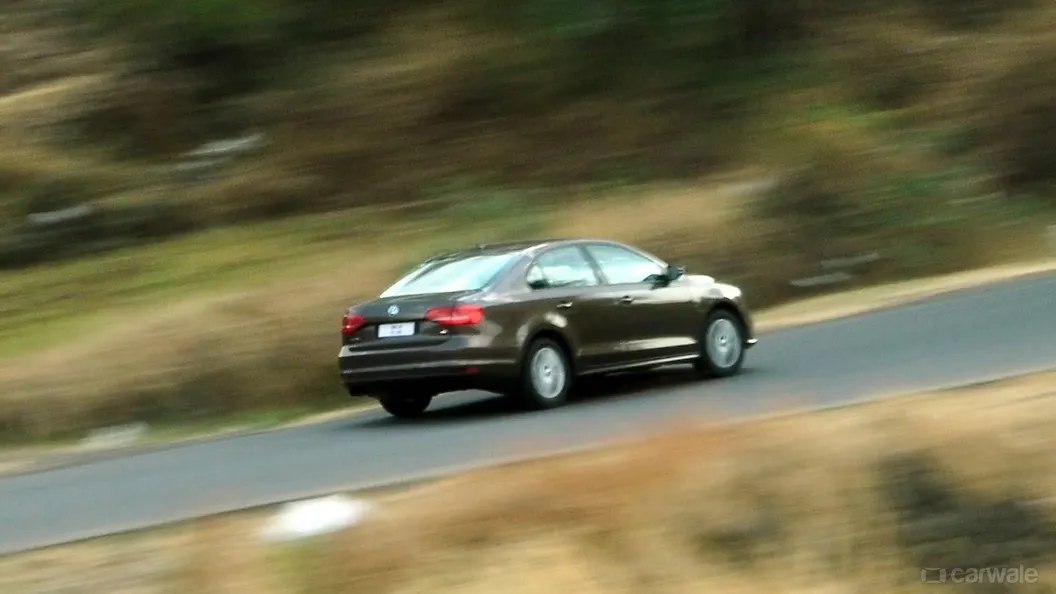 Jetta Right Rear Three Quarter Image, Jetta Photos in India - CarWale