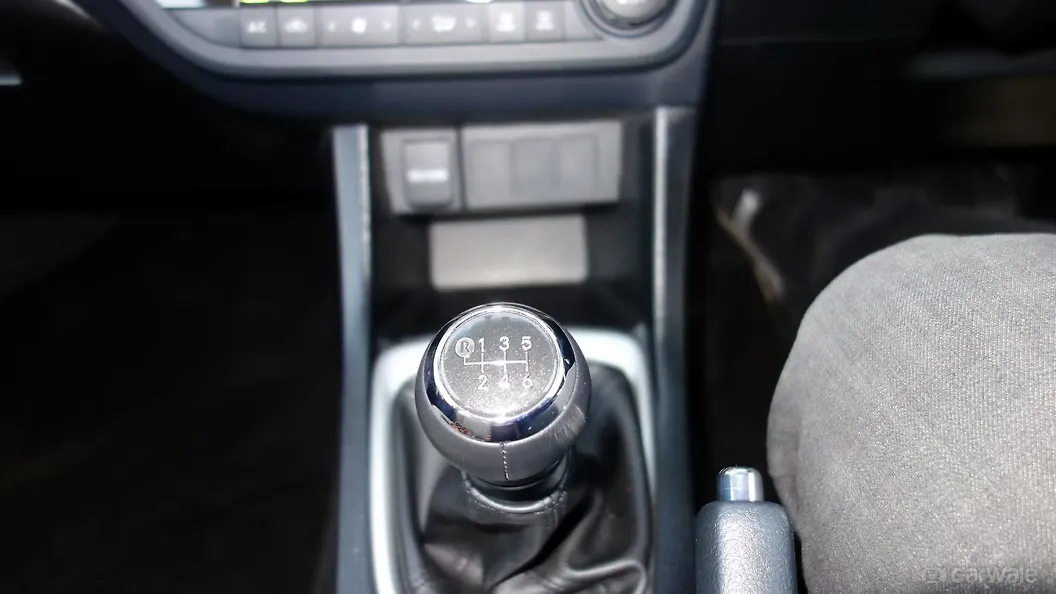 Corolla Altis [2014-2017] Interior Image, Corolla Altis [2014-2017 ...