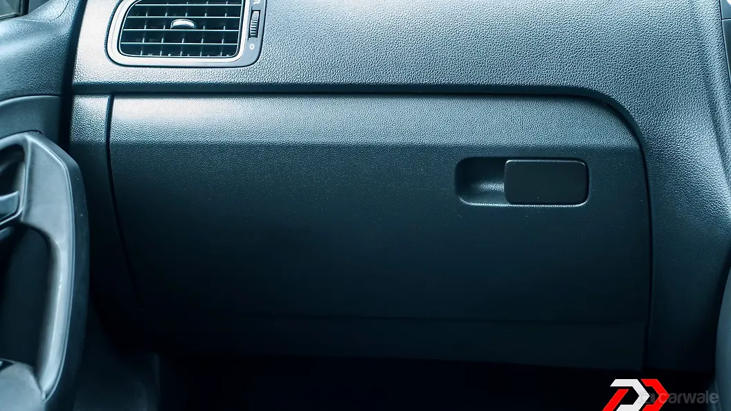 Cross Polo [2013-2015] Interior Image, Cross Polo [2013-2015] Photos in ...