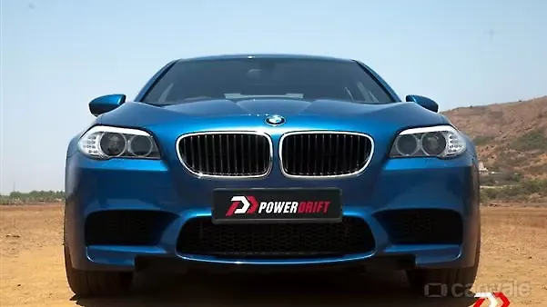 M5 [2012-2014] Front View Image, M5 [2012-2014] Photos in India - CarWale