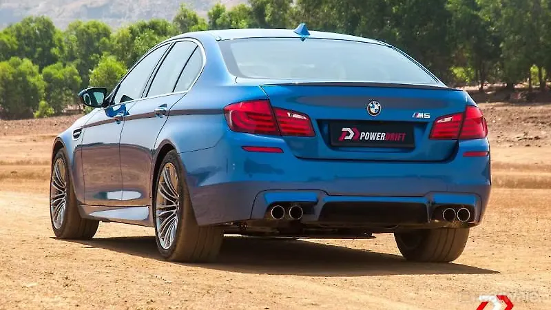 M5 [2012-2014] Rear View Image, M5 [2012-2014] Photos in India - CarWale
