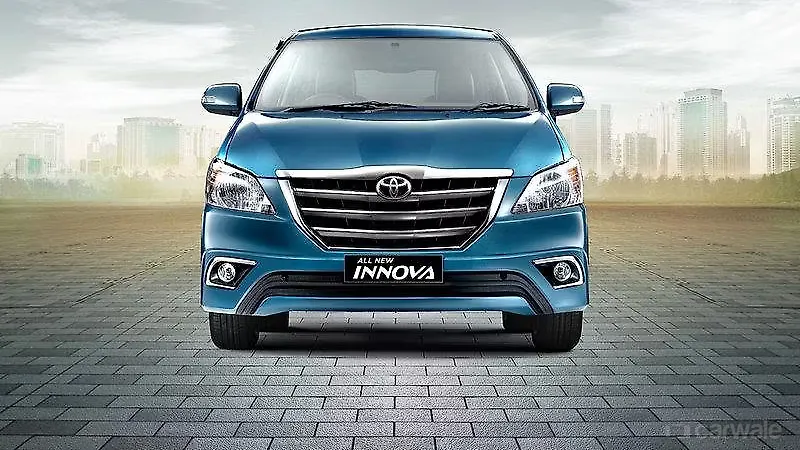 Innova [2015-2016] Front View Image, Innova [2015-2016] Photos in India ...