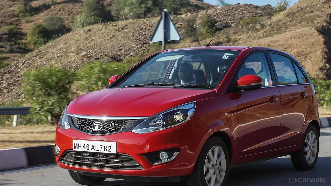 Bolt Left Side View Image, Bolt Photos in India - CarWale