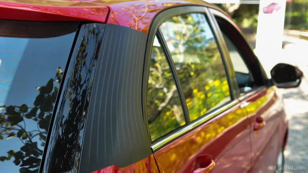 Bolt Badges Image, Bolt Photos in India - CarWale