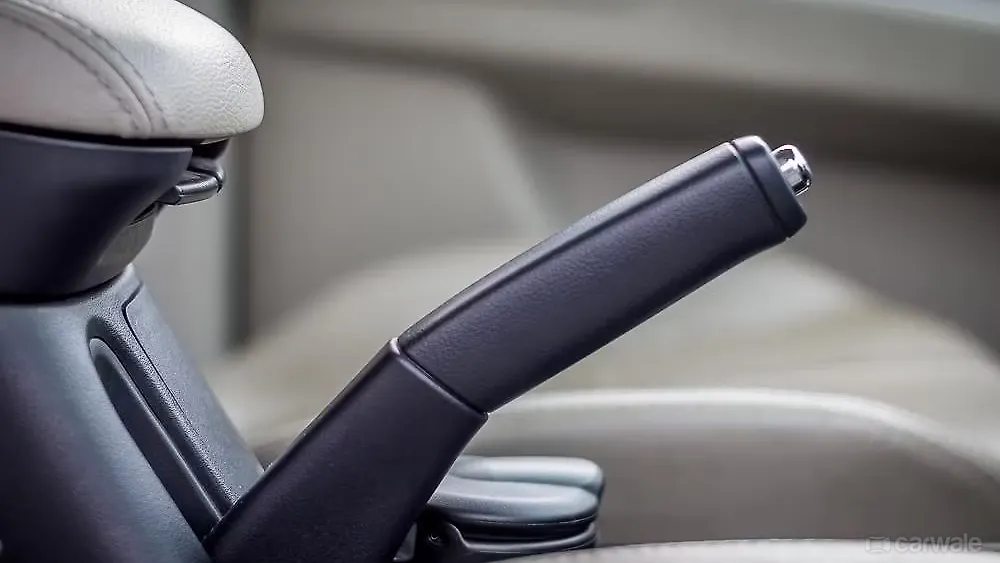 Pajero Sport Handbrake Lever Image, Pajero Sport Photos in India - CarWale
