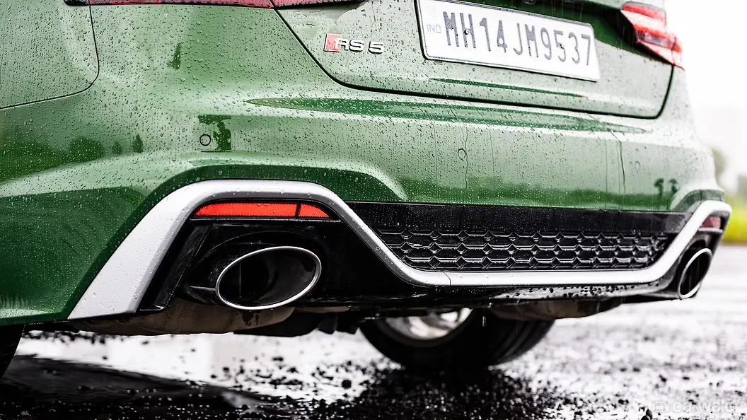 RS5 Exhaust Pipes Image, RS5 Photos in India - CarWale