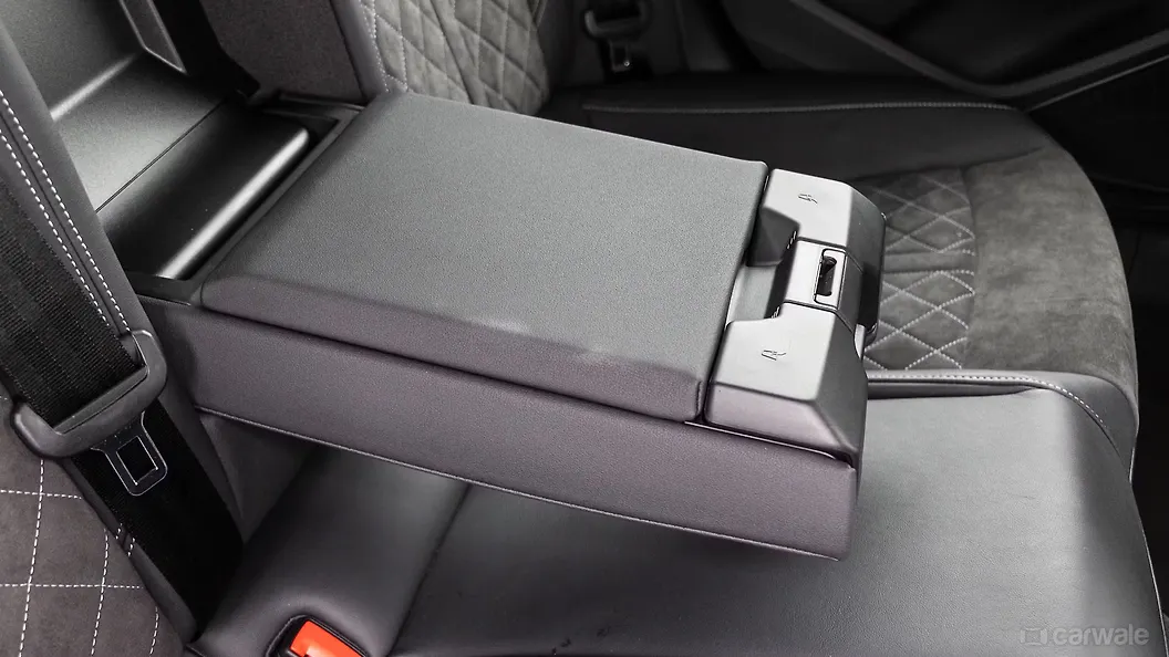 RS5 Rear Row Centre Arm Rest Image, RS5 Photos in India - CarWale