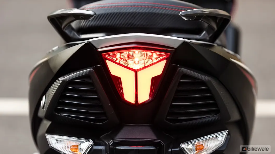 TVS Ntorq 125 Head Light Image – BikeWale