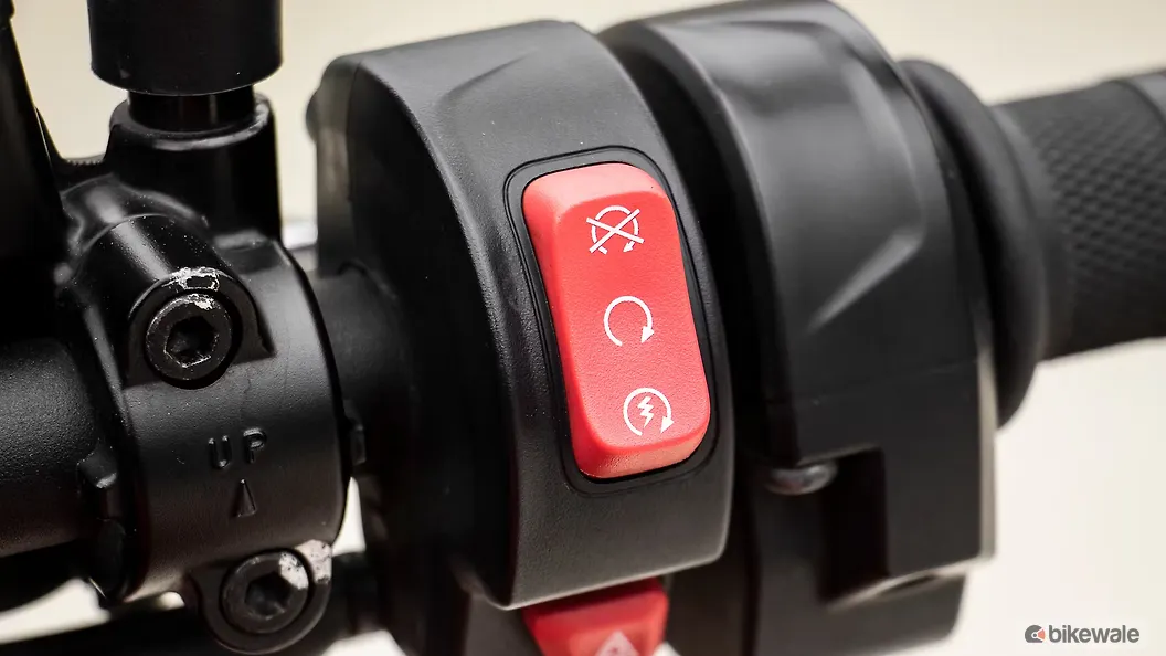 Triumph Tiger Sport 660 Kill Switch Image – BikeWale