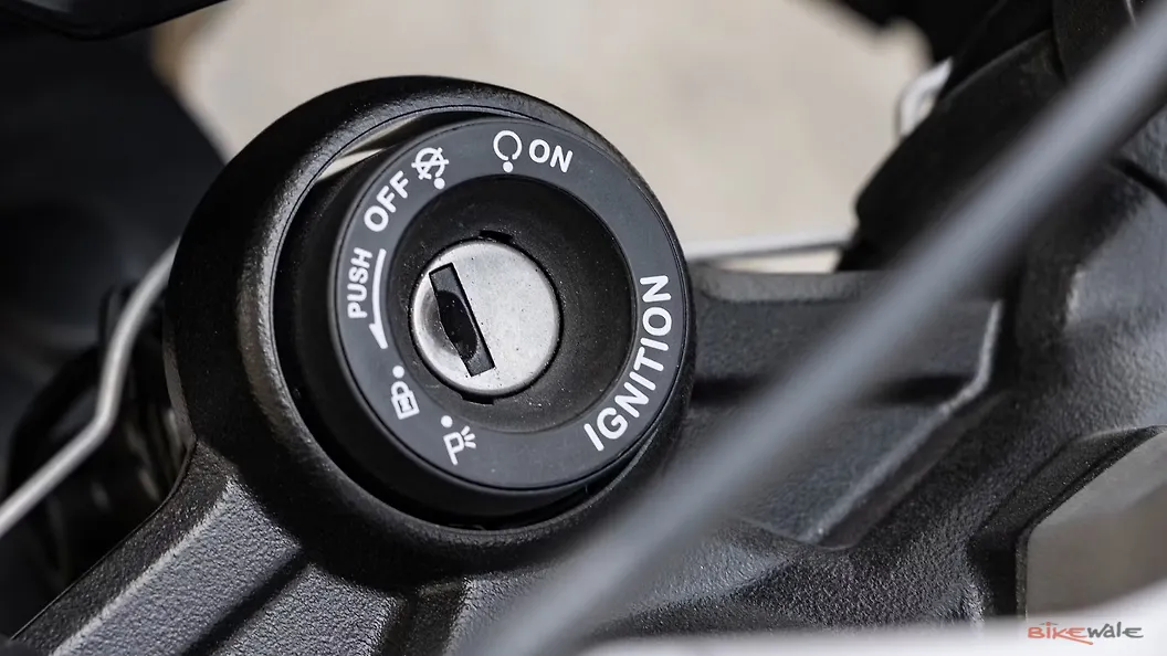 Triumph Tiger Sport 660 Steering Lock Image – BikeWale