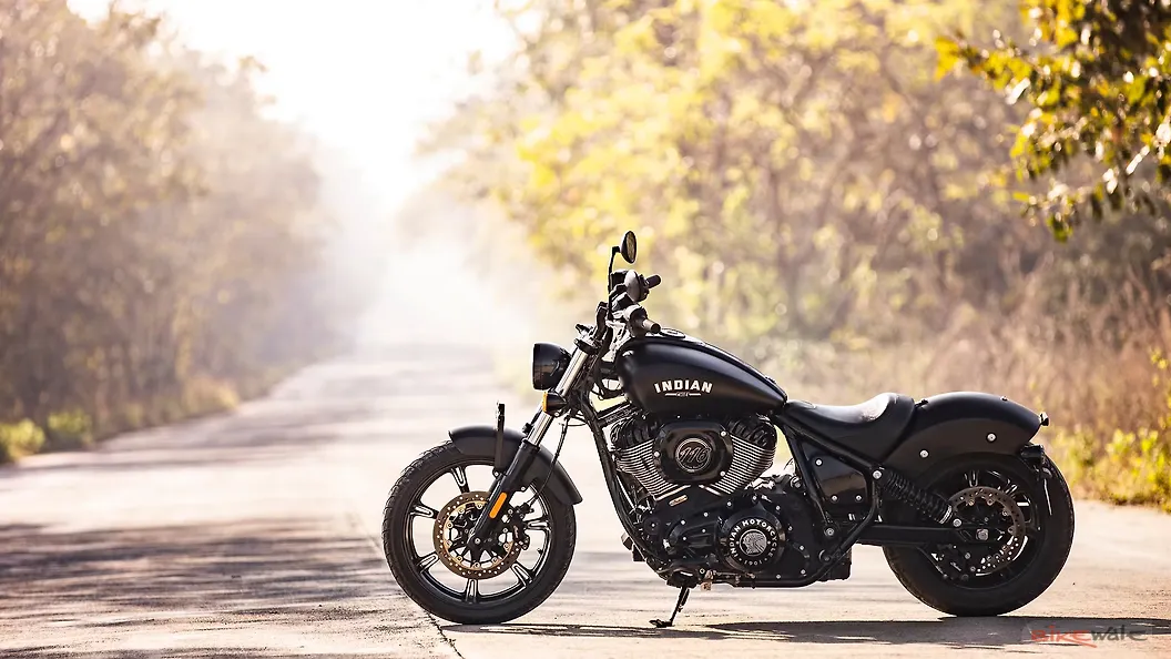 Indian Chief Dark Horse Left Side View Image – BikeWale