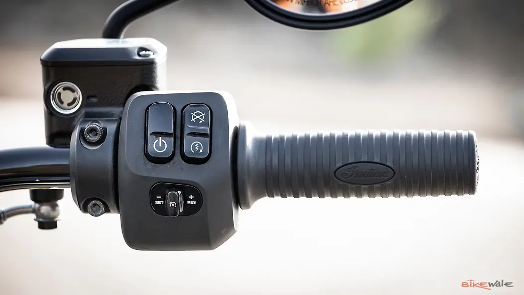 Indian Chief Dark Horse Speedometer Image – BikeWale