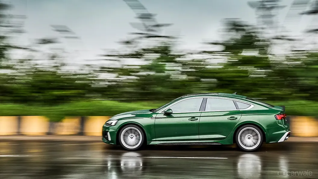 RS5 Left Side View Image, RS5 Photos in India - CarWale