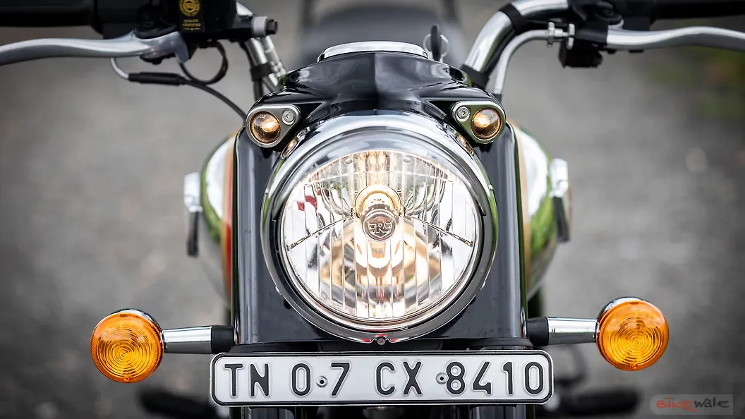 Royal Enfield Classic 350 Rear View Mirror Image – BikeWale