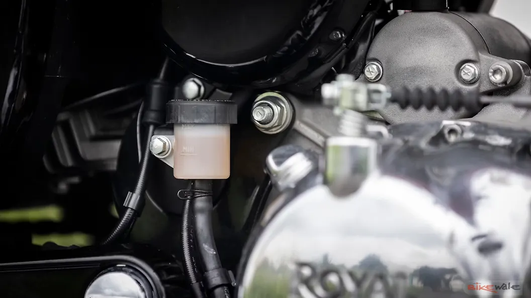 Royal Enfield Classic 350 Rear Disc Brake Caliper Image – BikeWale