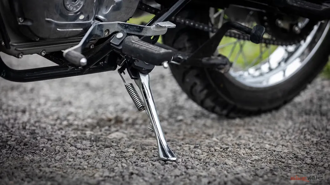 Royal Enfield Classic 350 Rear Brake Lever Assembly Image – BikeWale
