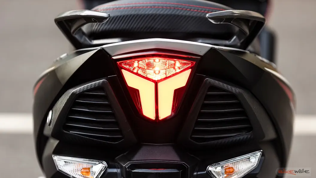 TVS Ntorq 125 Head Light Image – BikeWale