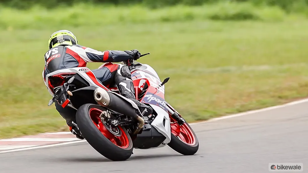 TVS Apache RR 310 Right Rear Three Quarter Image – BikeWale