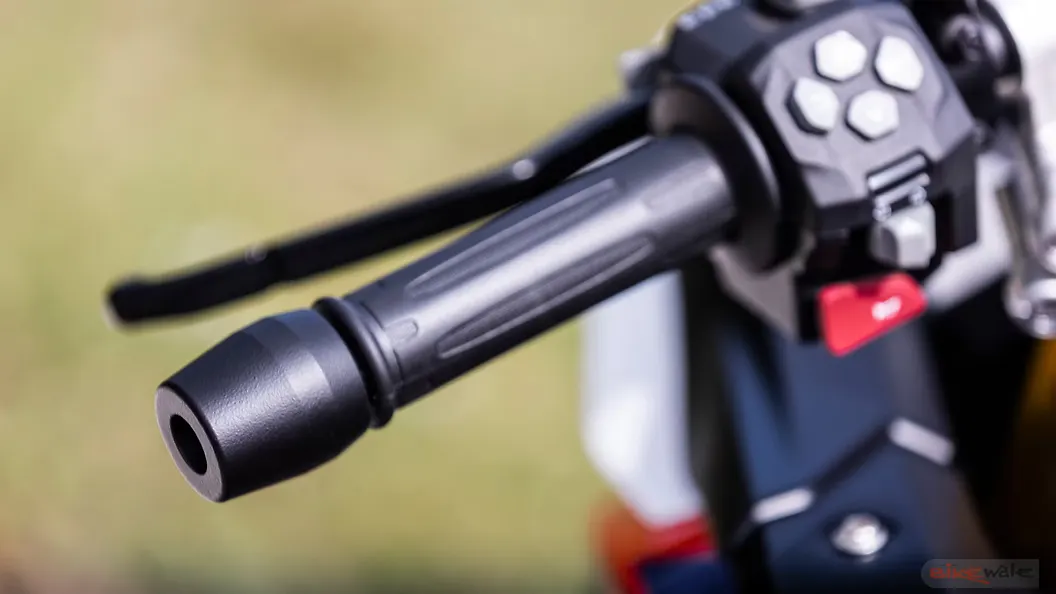 TVS Apache RR310 Front Wheel Image – BikeWale