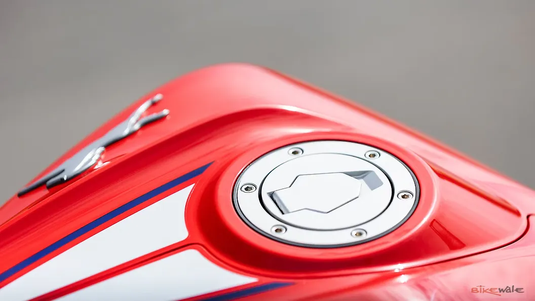TVS Apache RR310 Fuel Tank Image – BikeWale