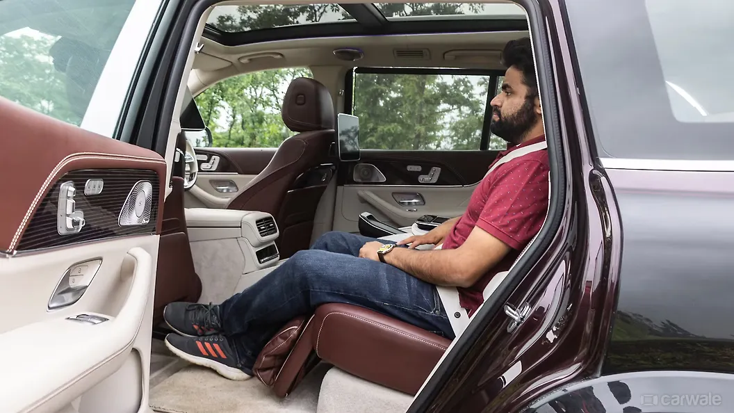 Maybach GLS Rear Seats Image, Maybach GLS Photos in India - CarWale