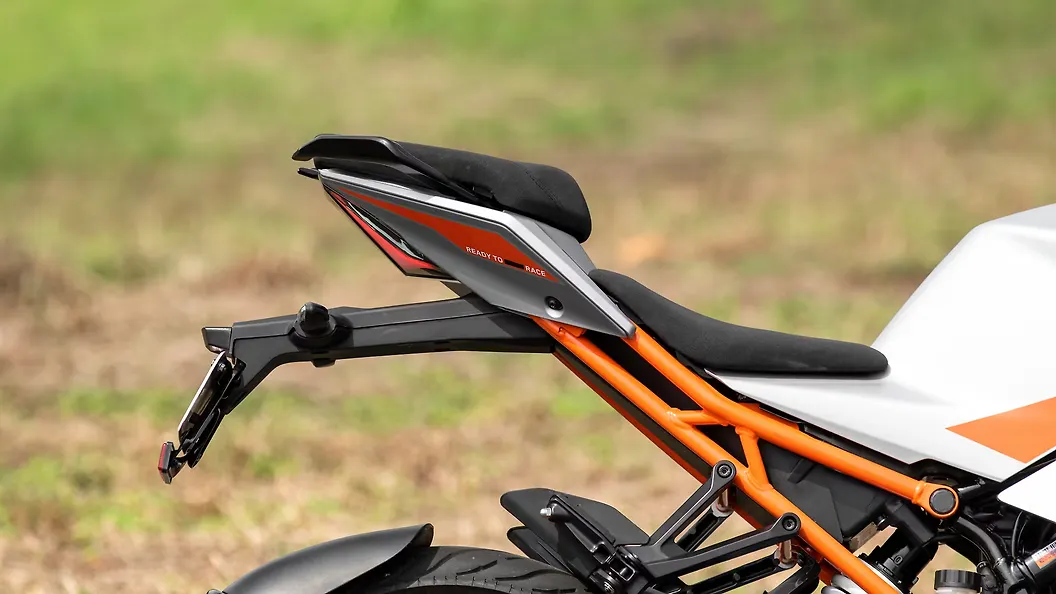 KTM RC 200 Rear Fender Image – BikeWale