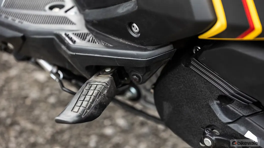 Yamaha Ray ZR 125 Front Brake Lever Image – BikeWale