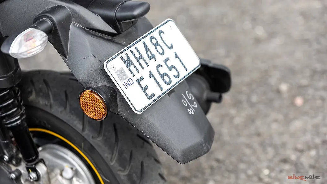 Yamaha Ray ZR 125 Right Side Body Panel Badge Image – BikeWale