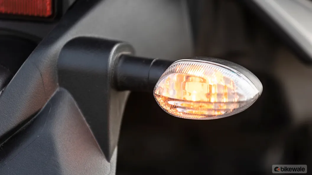 Yamaha Ray ZR 125 Rear Turn Indicators Image – BikeWale