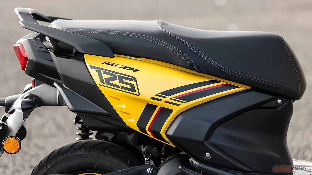 Yamaha Ray ZR 125 Right Side Body Panel Decal Image – BikeWale