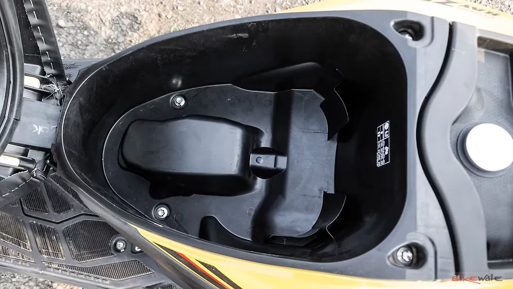 Yamaha Ray ZR 125 Underseat Storage Image – BikeWale