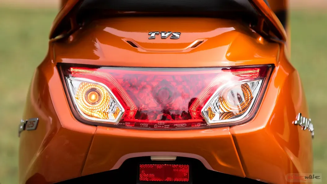 TVS Jupiter 125 Rear Tyre Image – BikeWale