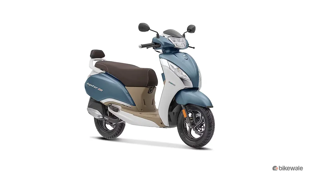 TVS Jupiter 125 Right Front Three Quarter Image – BikeWale