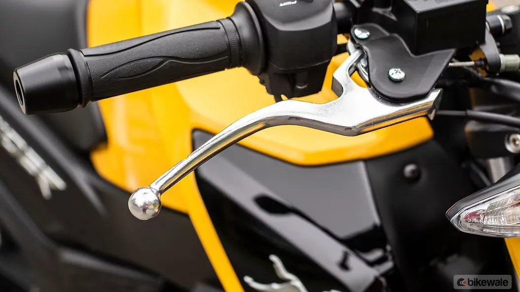 TVS Raider 125 Front Wheel Image – BikeWale