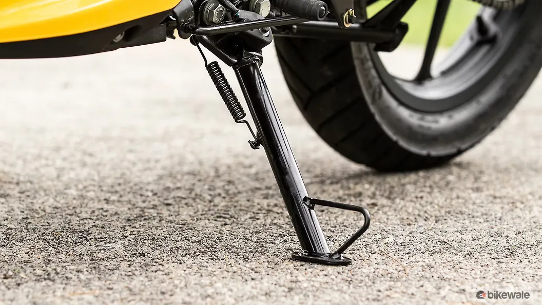 TVS Radeon Side Stand Image – BikeWale