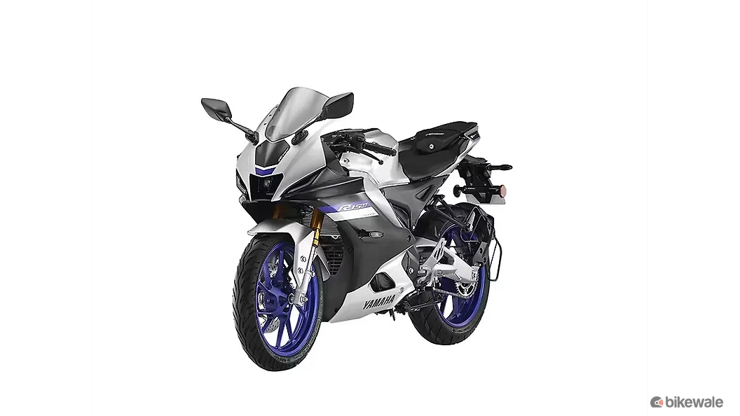 Yamaha R15 V4 Left Front Three Quarter Image – BikeWale