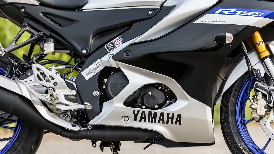 Yamaha YZF R15 V4 Engine From Right Image BikeWale Yamaha YZF R15 V4 Engine From Right Image BikeWale