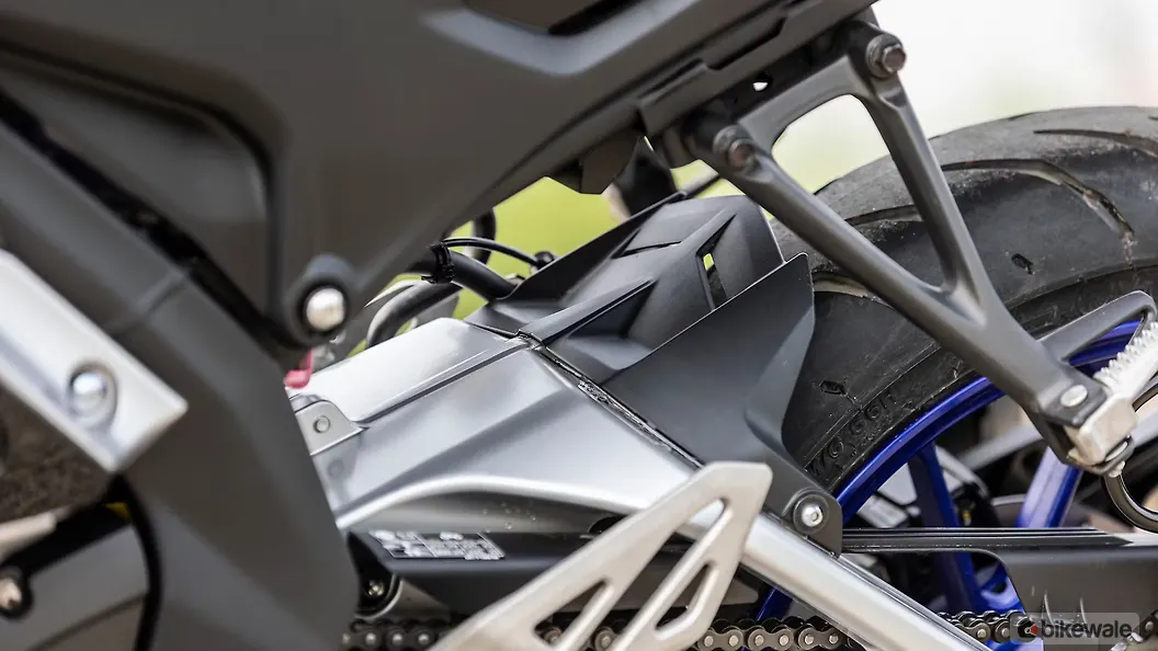Yamaha R15 V4 Rear Wheel Floting Hugger Image – BikeWale