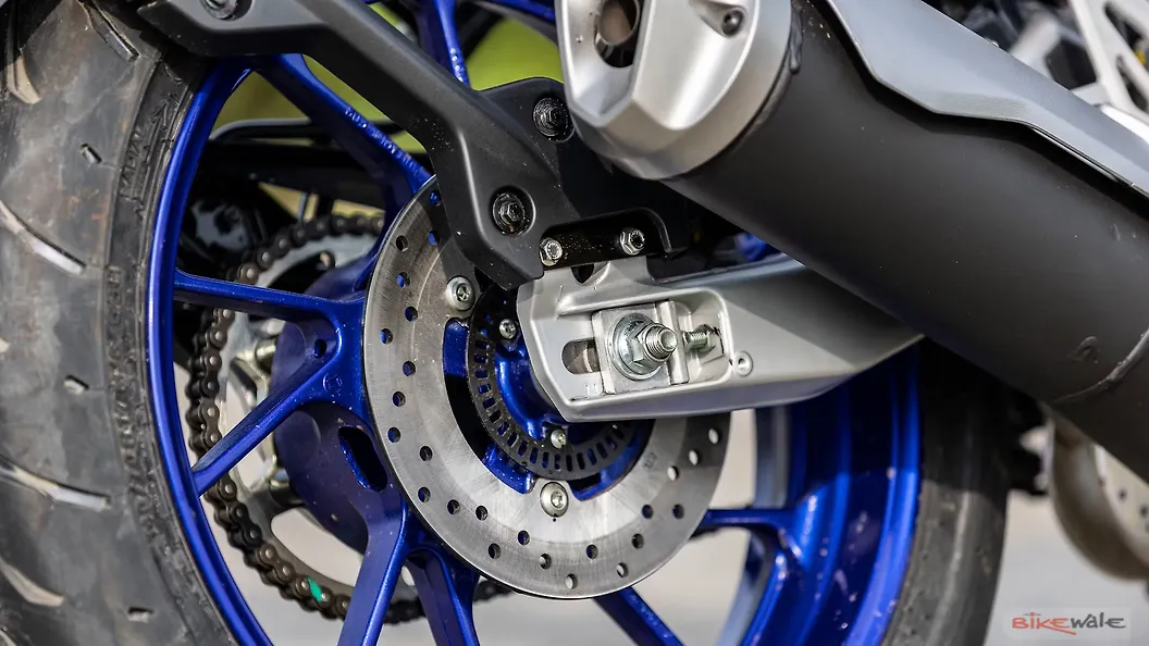 Yamaha R15 V4 Rear Wheel Floting Hugger Image – BikeWale