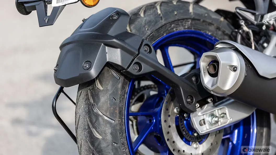 Yamaha R15 V4 Rear Wheel Floting Hugger Image – BikeWale