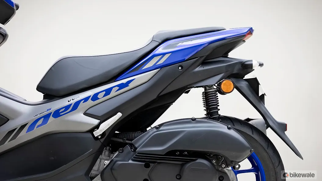 Yamaha Aerox 155 Left Side Pillion Footpeg Image – BikeWale